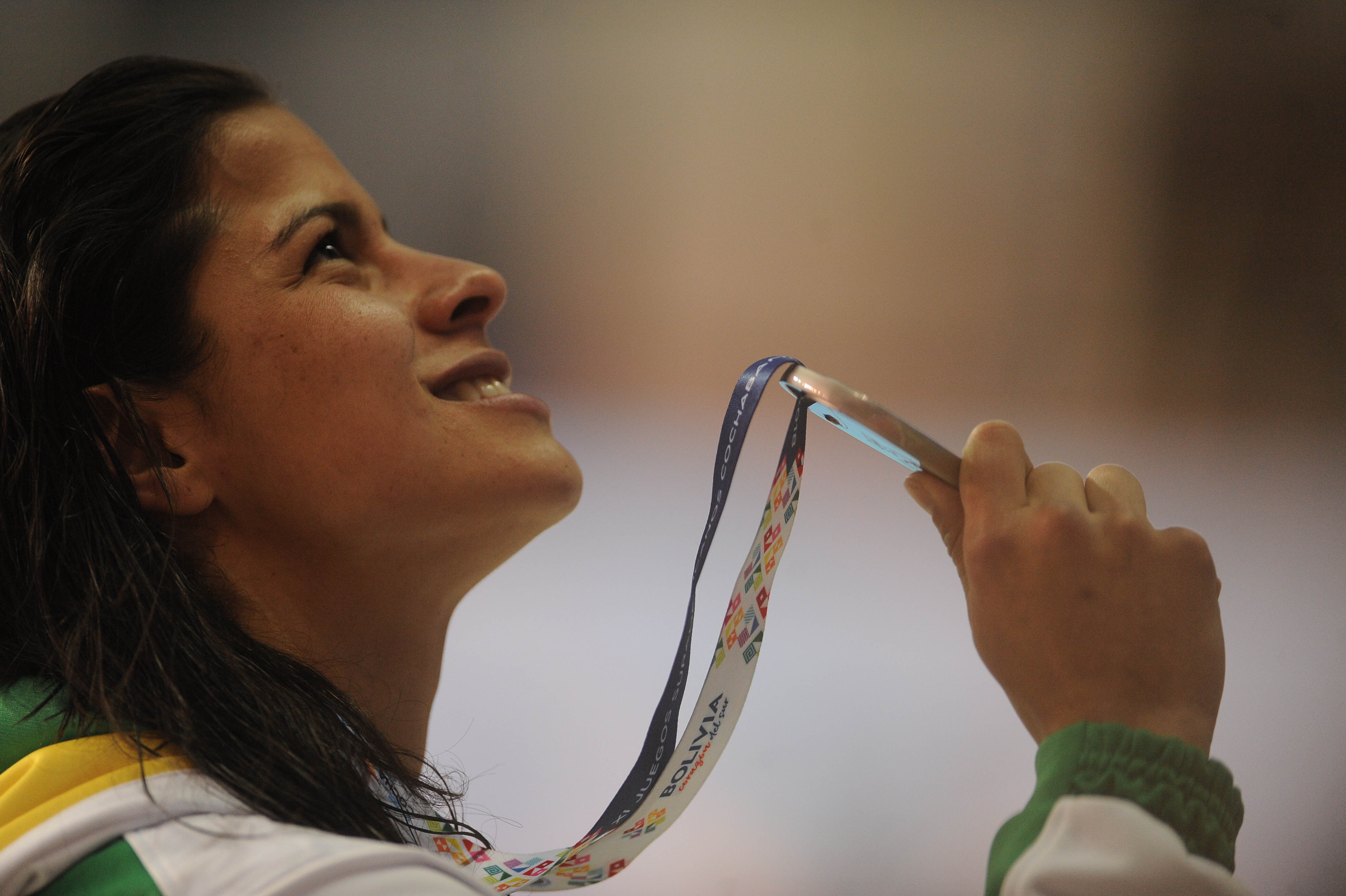 Karen Tórrez gana la primera medalla de plata para Bolivia