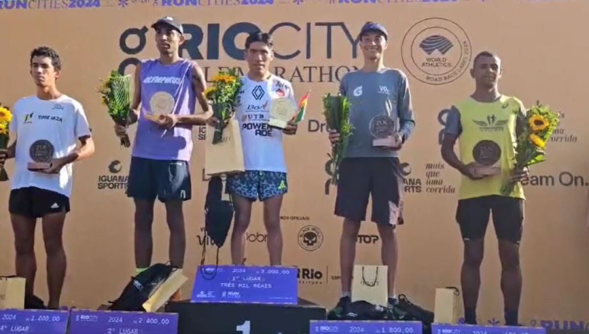 Héctor Garibay lleva a Bolivia al podio tras ganar la media maratón de ...