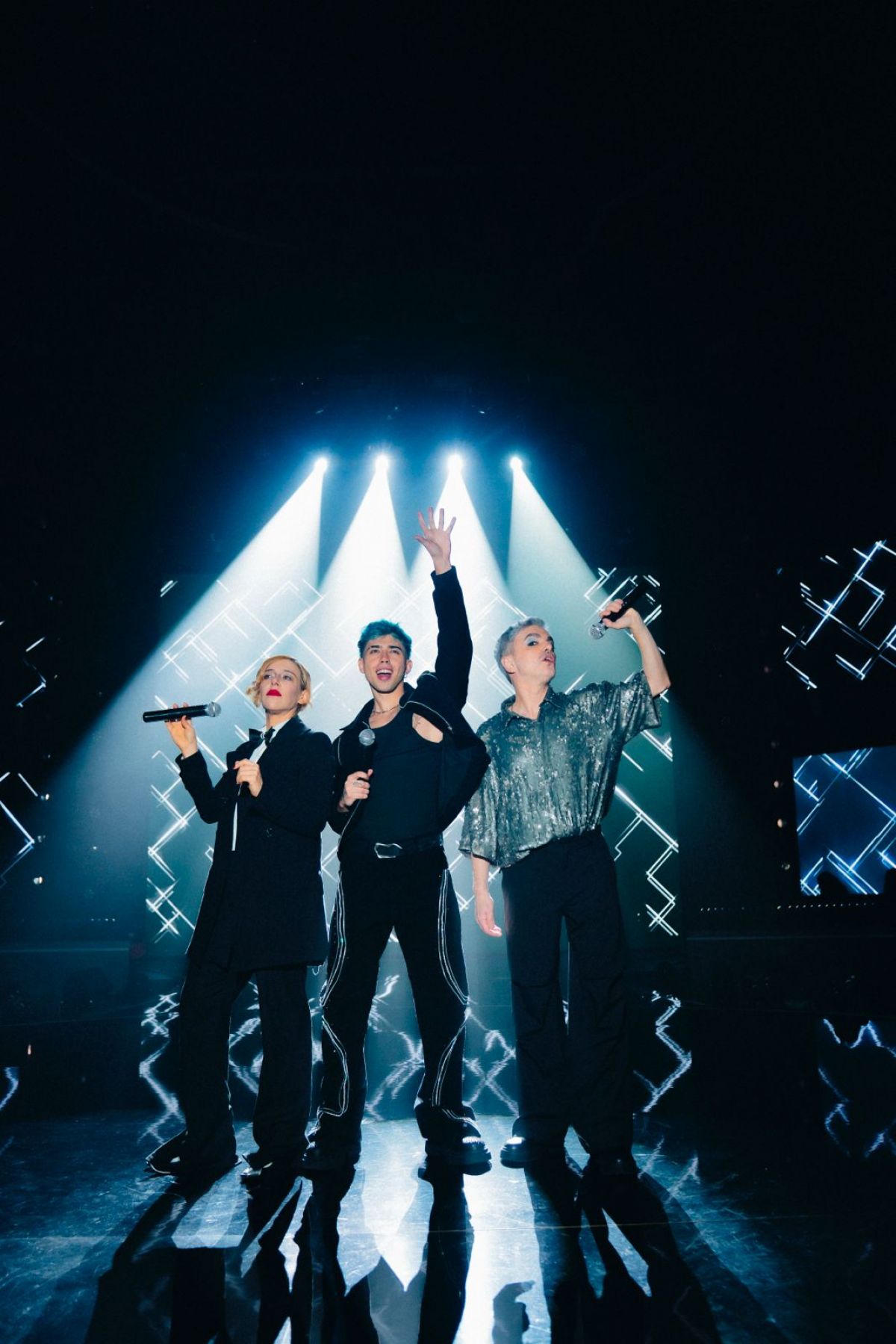 Fiesta total: Luck Ra y Miranda! reavivan “Tu misterioso alguien” en ...