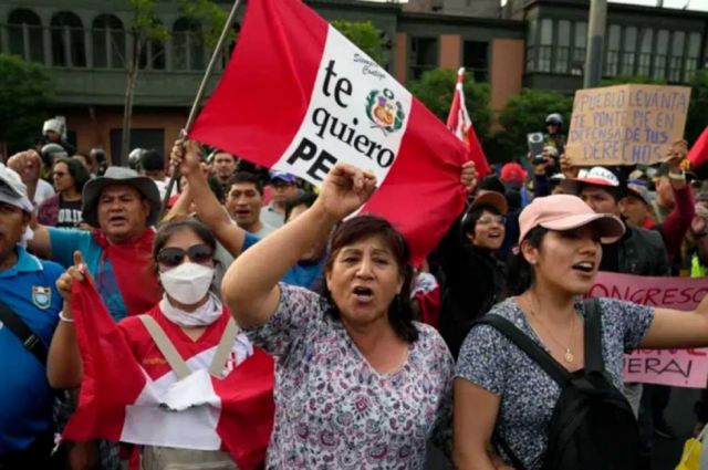 Alistan reinicio de protestas sociales tras pausa en Perú