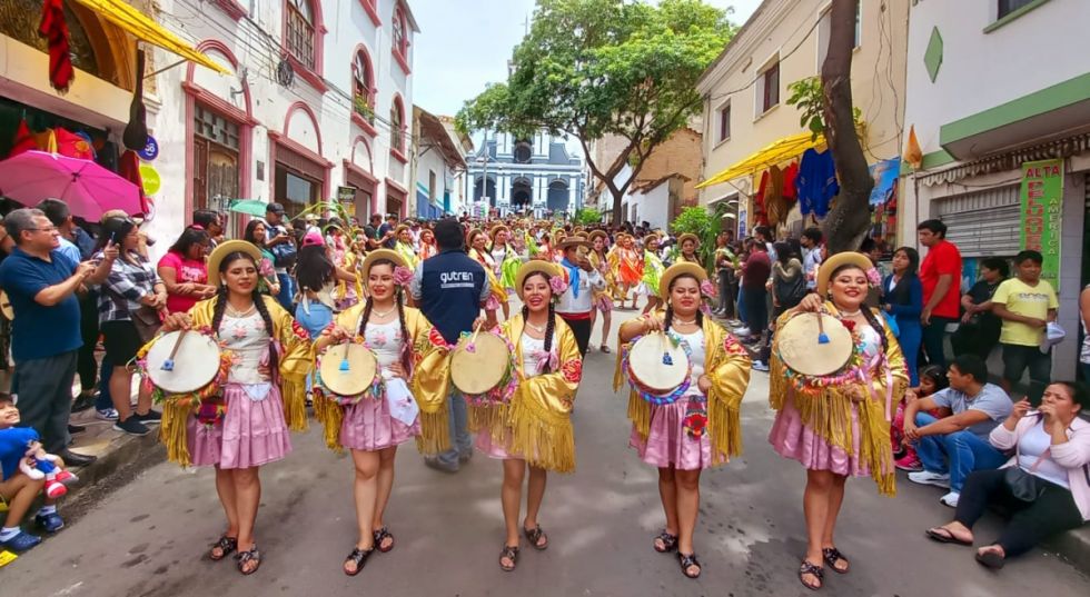 Con caballada, baile y música se da inicio al Carnaval Chapaco 2023