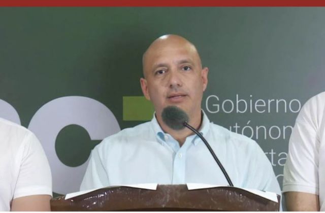 Renuncian secretarios y asesor de Gestión de Fernando Camacho
