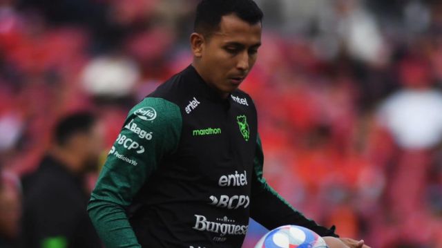 El jugador que perfila para reemplazar a Roberto Carlos ante Colombia