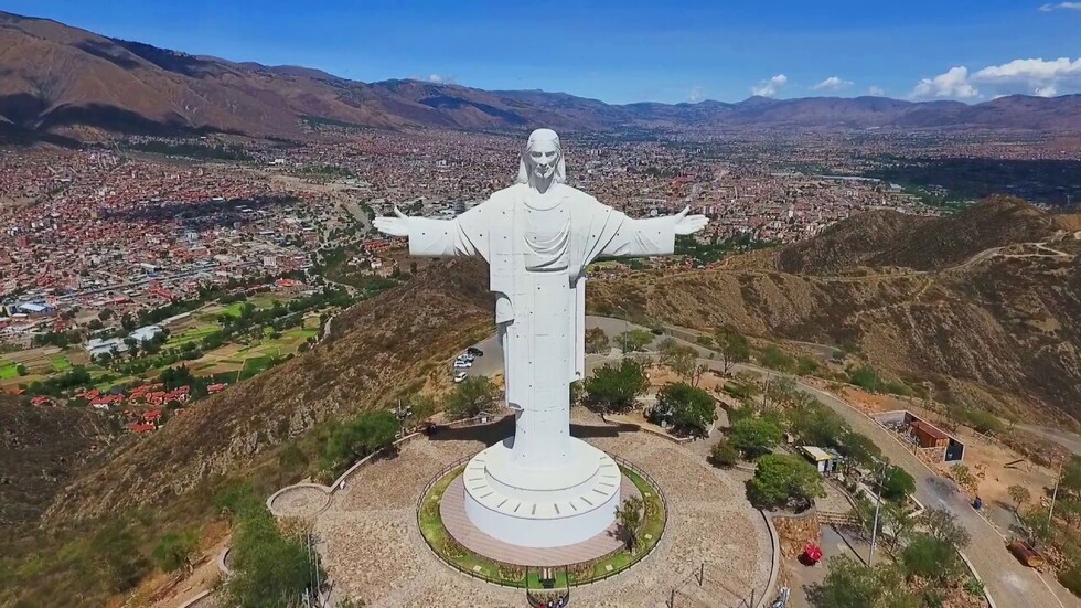 Homenaje a Cochabamba en sus 208 años de libertad (FOTOS)