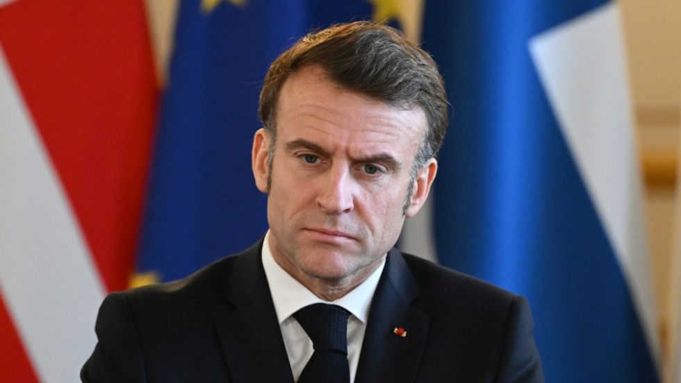 Macron se enreda en la telaraña del caso Epstein